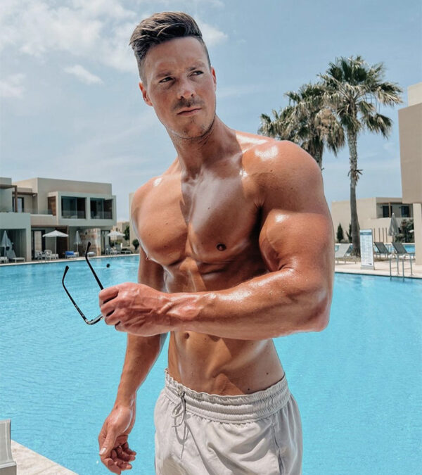 Members-Only Content! Be a Top OnlyFans Girl in 2024 | Millennial Magazine